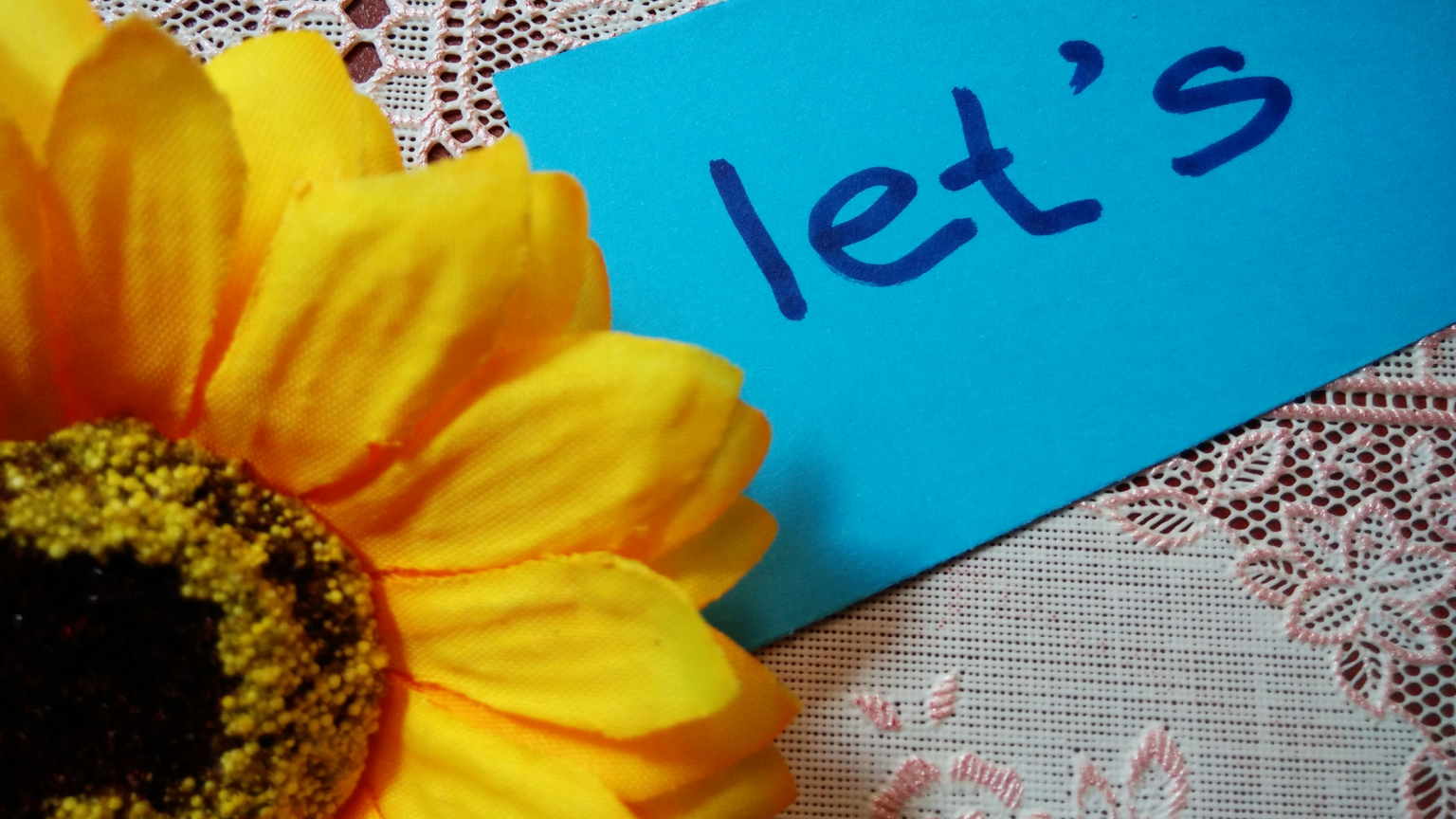 Lets vs Let's? What's the Difference? - One Minute English